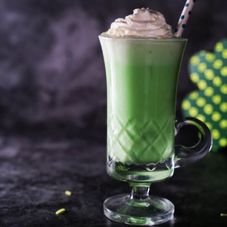 How To Prepare a Shamrock Shake