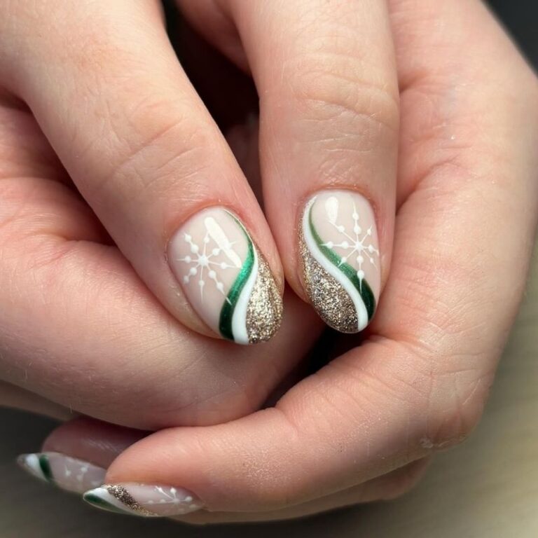 25 Winter Nail Designs