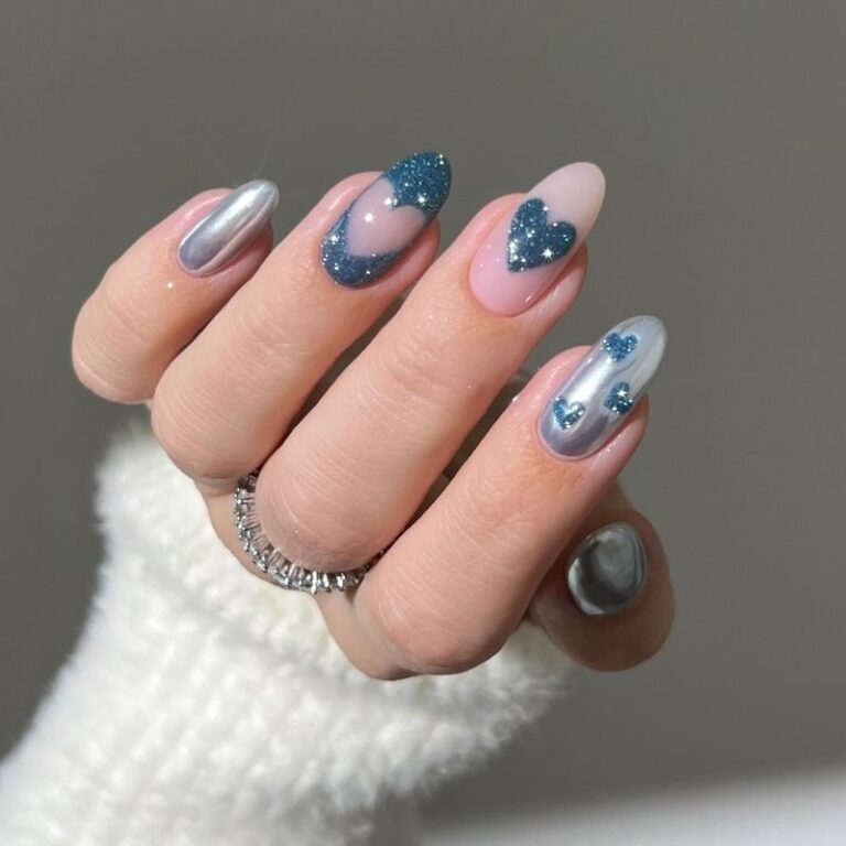 25 Winter Nail Designs