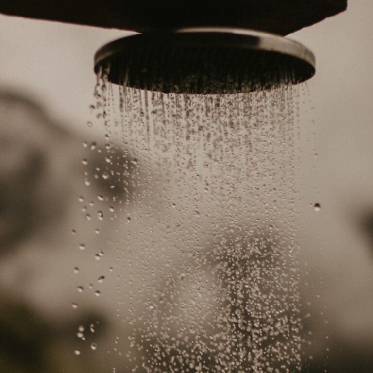 5 Surprising Benefits of Taking Cold Showers