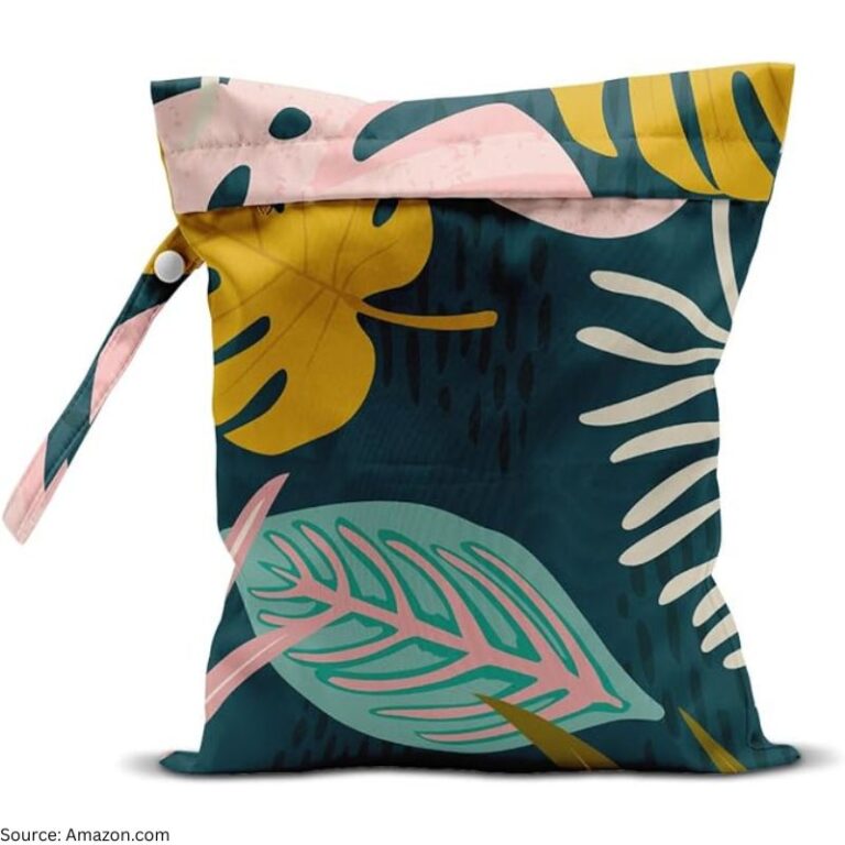 19 Essentials You Can't-Miss in Your Summer Bag